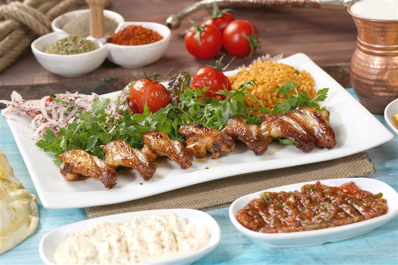 Tavuk Kanat – TARİHİ AYNALI FIRIN
